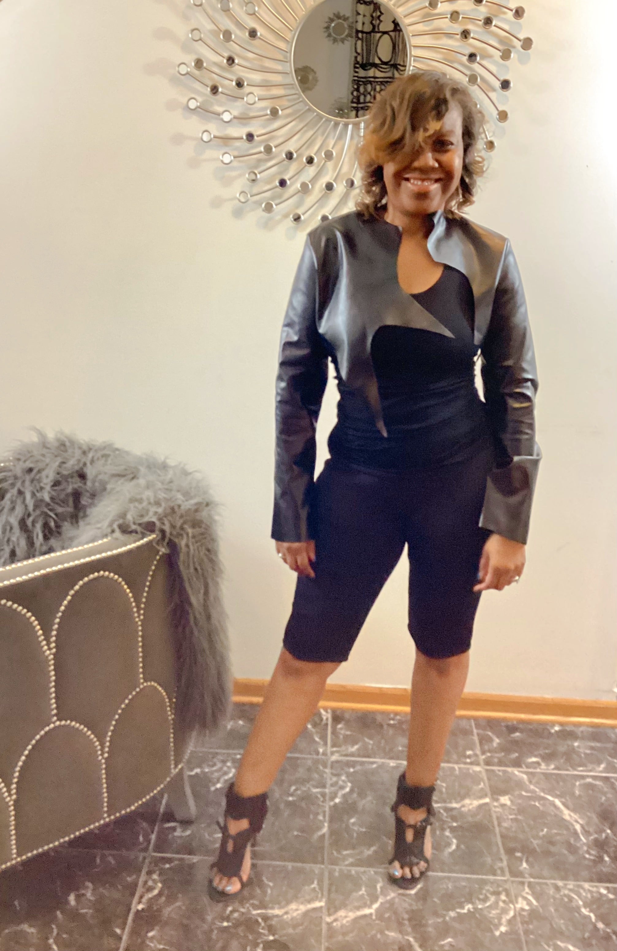 Zigzag Crop | Outerwear – Savvy Strutz
